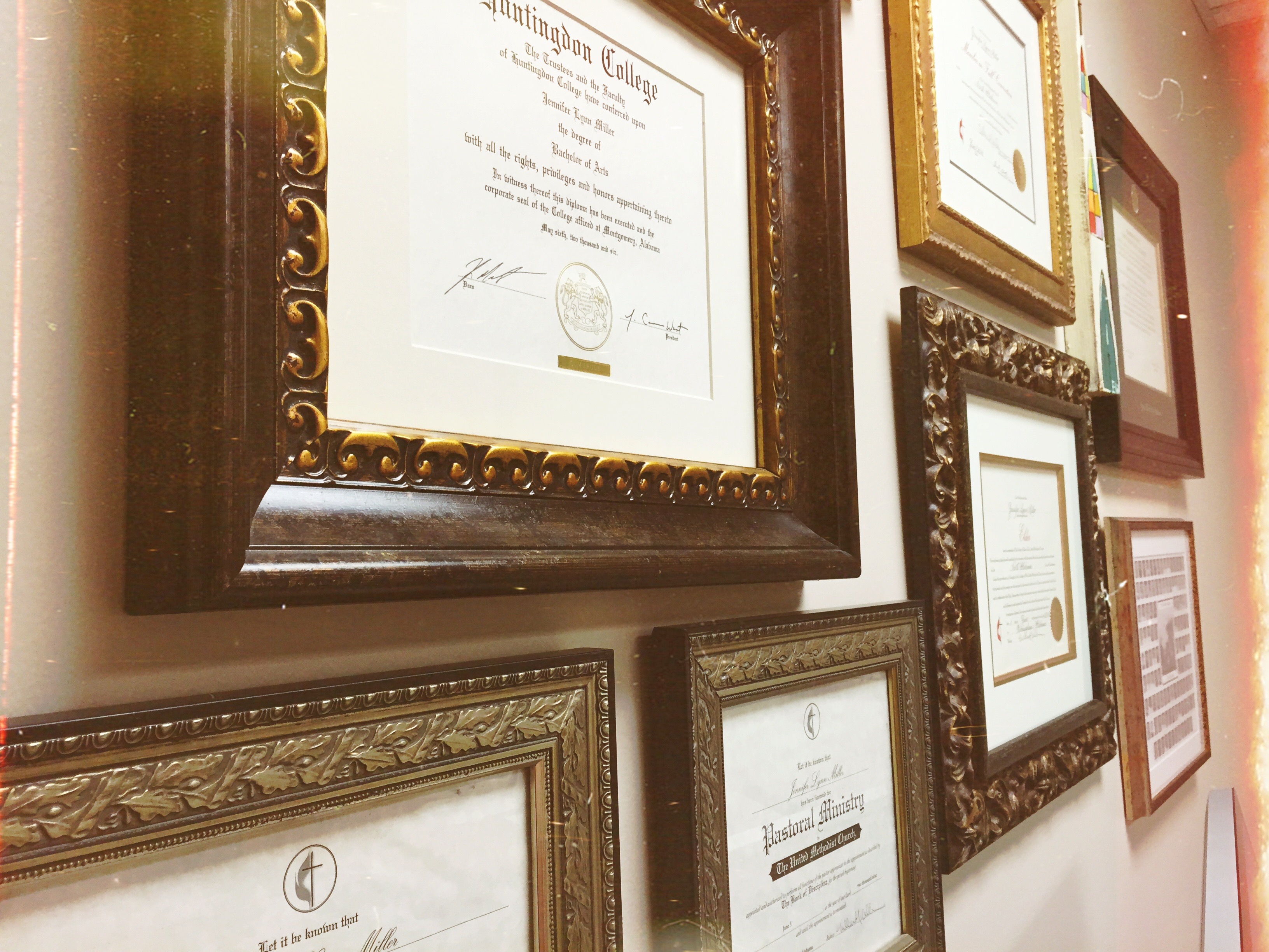 The 10 Must Haves for the Pastor’s Office – RevWren